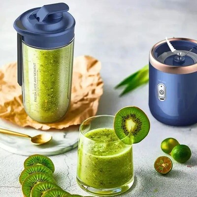 Portable Juicer Cup Smoothie Blender 6 Blade Blender Bottle