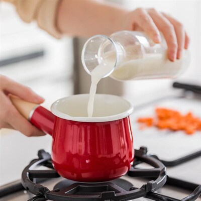 MDZF SWEETHOME 500ml Milk Pot With Wooden Handle Enamel Butt