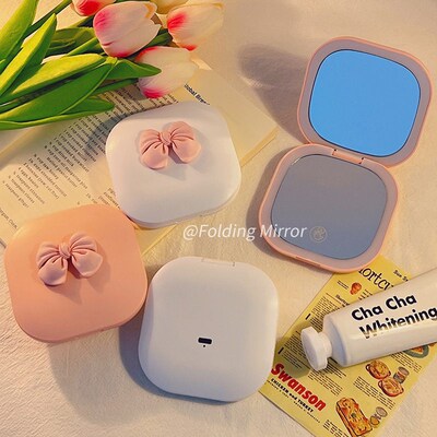 Makeup mirror, small mirror, female, handheld LED-lit foldin