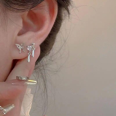 Women Silver Color Rhinestone Butterfly Stud Earrings Korean