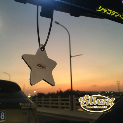 Slient纯手工植鞣鞍牛皮汽车香片挂件摆件挂饰车载香水香薰除异味