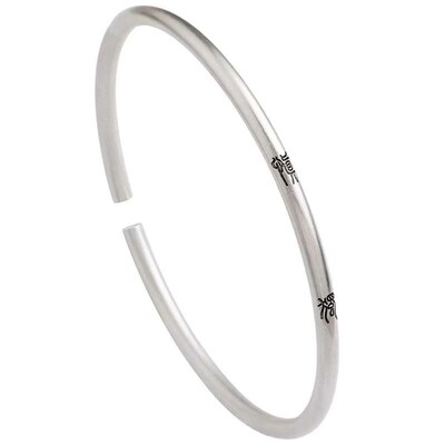 FOLKs Foot Silver  Retro Simple Silver Brlet Laser Ping An