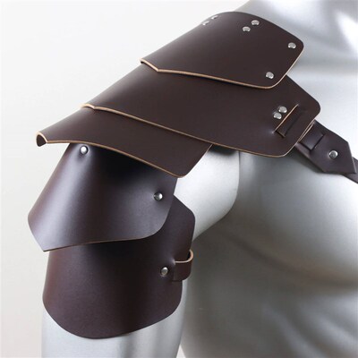 Medieval Retro Multi-Layered Leather Studded Shoulders Vikin