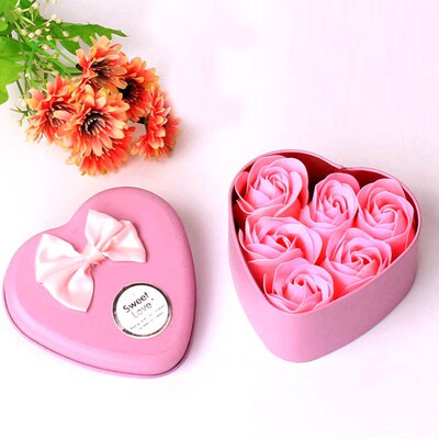 Give Your Girlfriend 6 Soap Flowers, Roses, Heart-shaped Gif