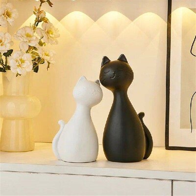 Modern Art Ceramic Cat Tabletop Decoration Upscale Black