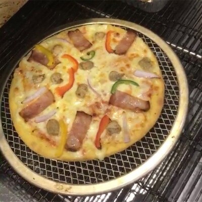 Non stick Pizza Screen Pan Baking Tray Metal Net New Seamles