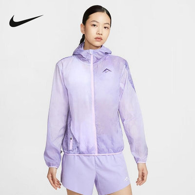 Nike耐克女子跑步上衣夏季户外机能风拒水软壳夹克外套FN6854-512