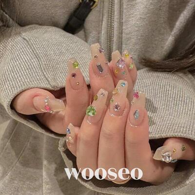 高品质可穿戴指甲，中长度，高端，手工定制的指甲补丁，2025新风