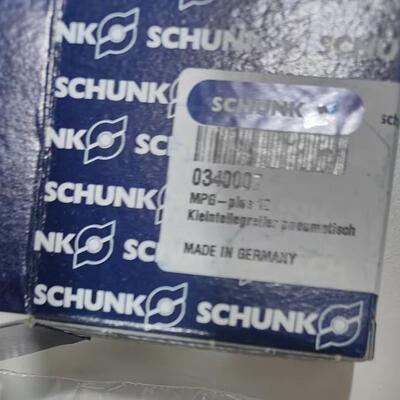 德国雄克SCHUNKSWO-P18 9935826气动夹具