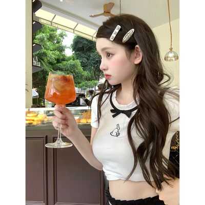 限定兔兔修身短款T恤百褶半裙