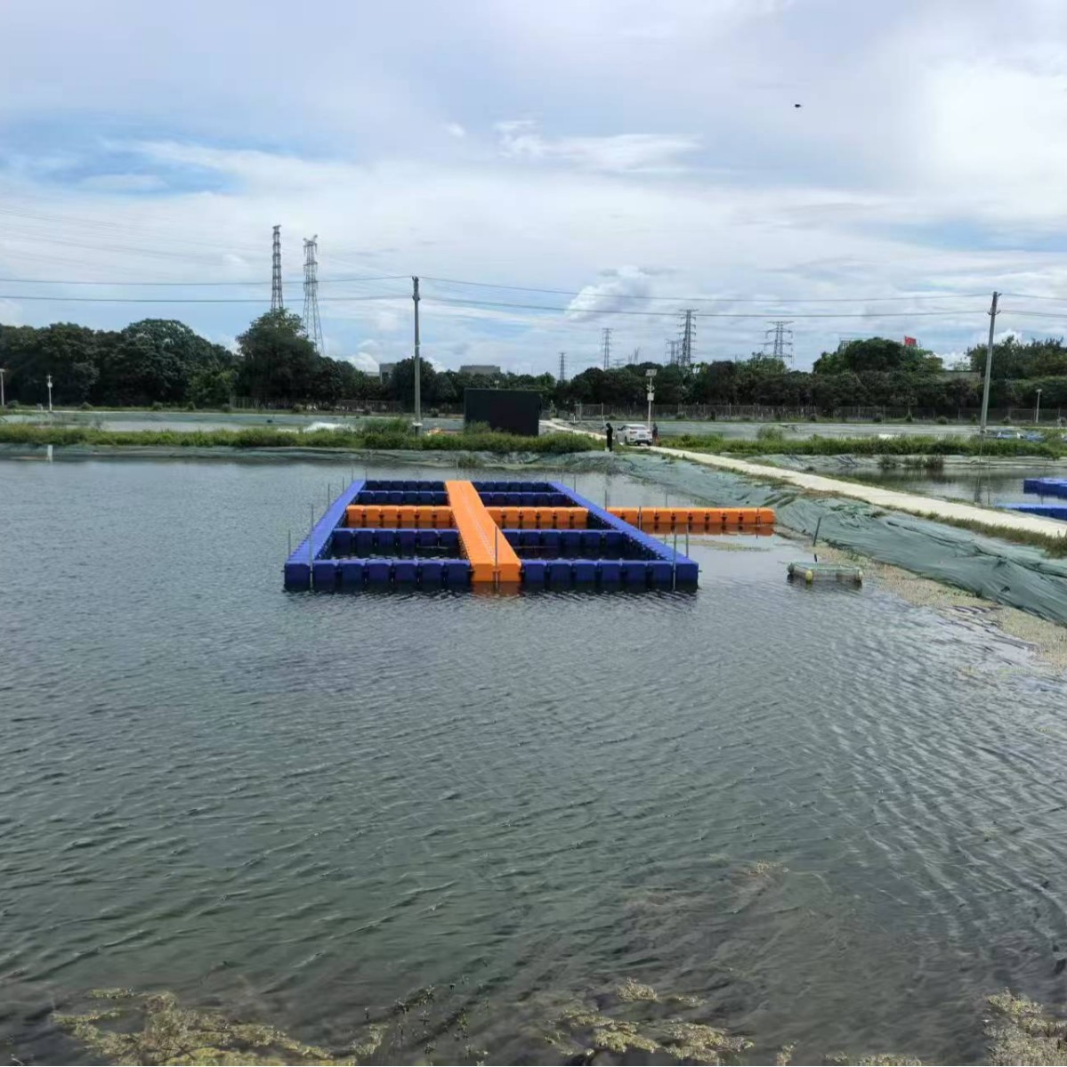 水上游艺设施浮筒组装灵活配件齐全水上浮桥人工生态浮岛浮动码头