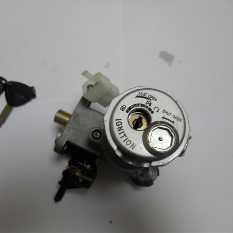 铃木丽彩QS125T-2/QS100T/锋彩/车锁/套锁/电门锁/全车锁电码防伪