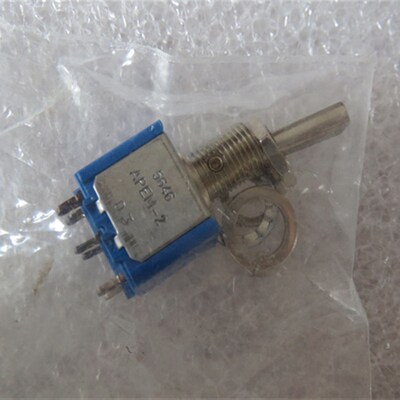 进口法国APEM 5646钮子开关6脚2档摇头拨动开关扇柄孔径6MM