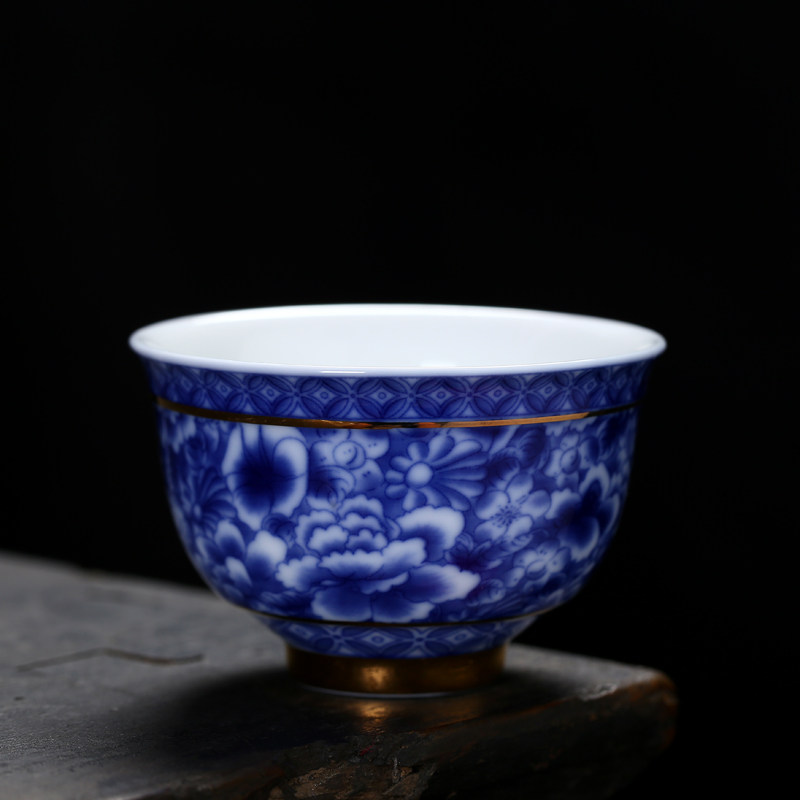 青花瓷陶瓷品茗杯主人杯个功夫茶杯茶具单杯小号复古描金茶盏家用