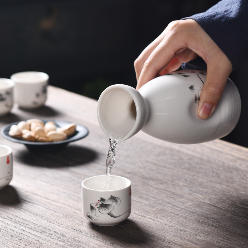 陶瓷白酒杯酒壶酒具套装分酒器烧酒杯烈酒杯小酒盅黄酒清酒具