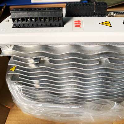 【现货】ABB MicroFlex e150伺服驱动器E152A06EIOA支持单相/三相