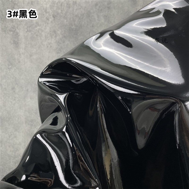 加厚 镜面亮面皮革 柔软无弹 反光镜子防水皮料 设计师布料面料