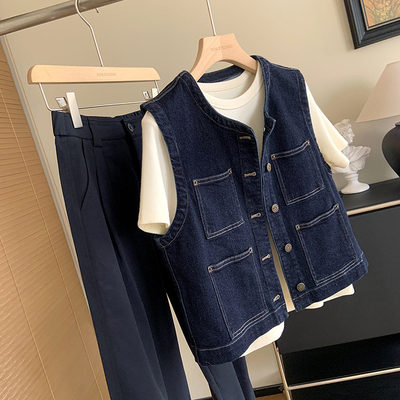 2025春夏时髦率性复古深蓝圆领短款牛仔马甲叠穿百搭无袖背心外套
