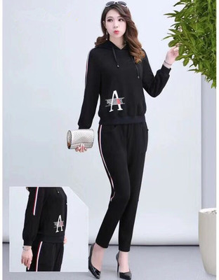 秋季女士时尚显瘦针织连帽两件套