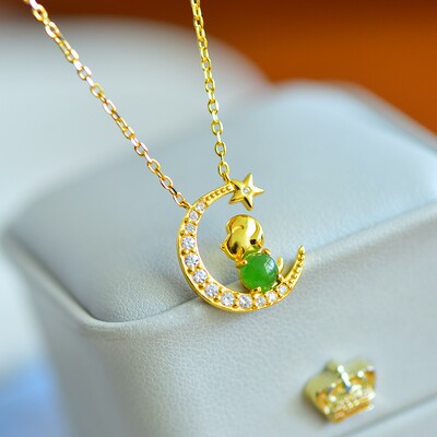 新疆和田玉碧玉吊坠生肖狗