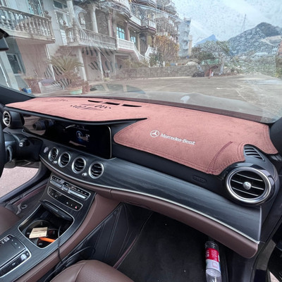 16-23款奔驰E级仪表台垫防晒遮阳