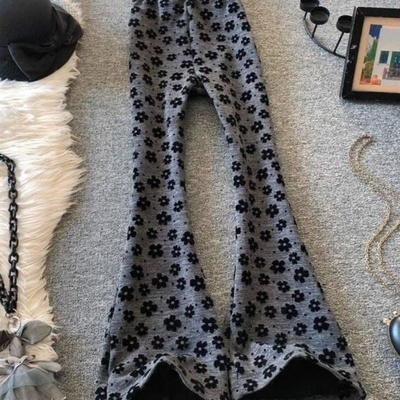 高腰显瘦韩系长裤加绒花朵