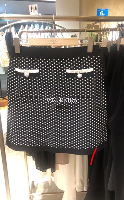 大雅家春夏款黑色撞色边修饰舒适经典A摆半身裙 HFHEA9304A-1599