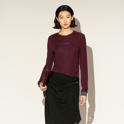XG/雪歌26年春季新款酒红色圆领长袖针织衫女打底衫XL101007A115