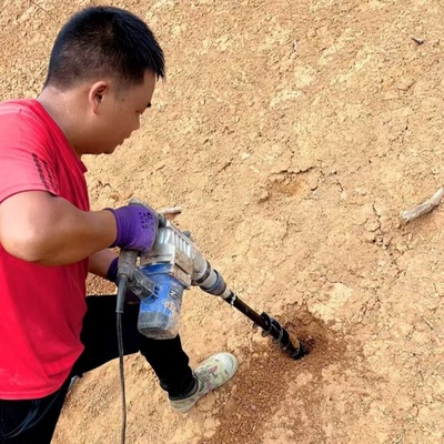 电锤打洞神器钻硬土挖坑栽树大棚插管农用土地电动钻孔机工具钻头