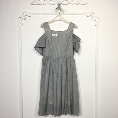 潮系列 8098S056 时尚连衣裙品牌女装折扣颦