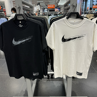 犇犇运动Nike/男子夏季圆领休闲纯棉后背印花短袖FV8399-010-133