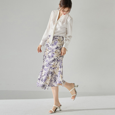 春夏紫藤色印花设计感鱼尾裙优雅通勤碎花显瘦A字半身裙15590