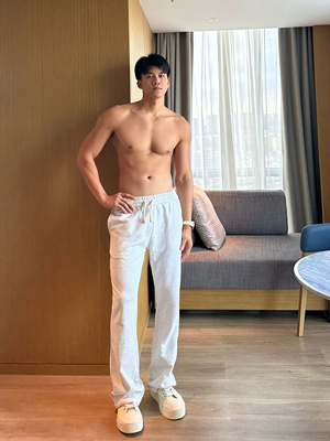 JZD春装美式高街微喇运动卫裤男