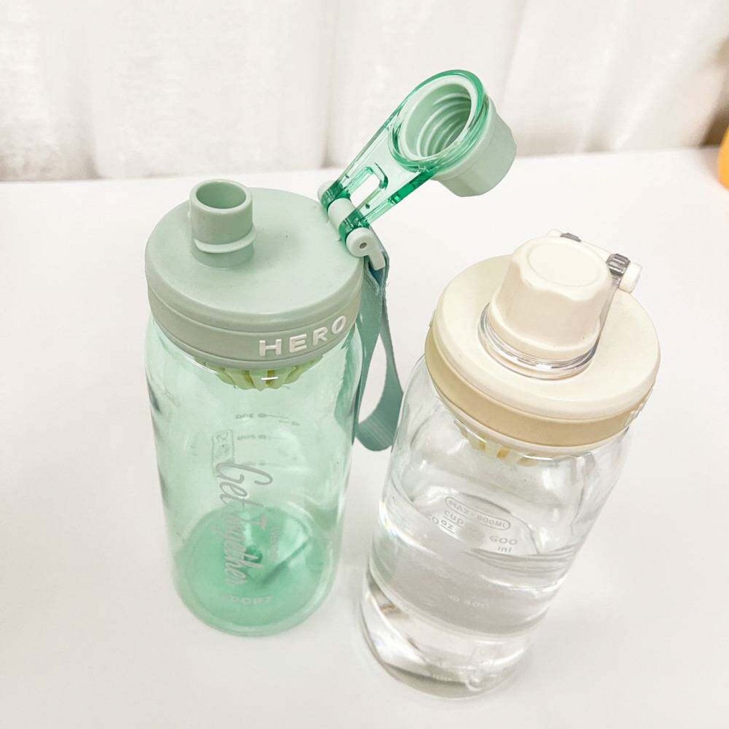 夏季大容量运动水杯女生专用塑料茶杯带滤网学生健身太空杯