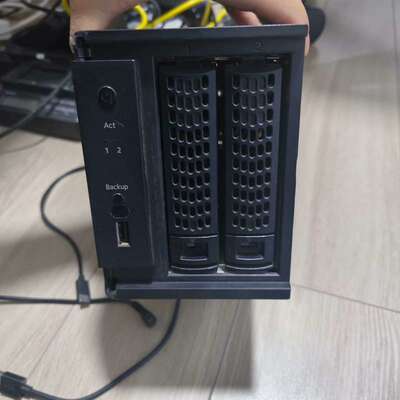 议价网件 RND-2D。通电正常 。是盒子 外面可以关起来可维修