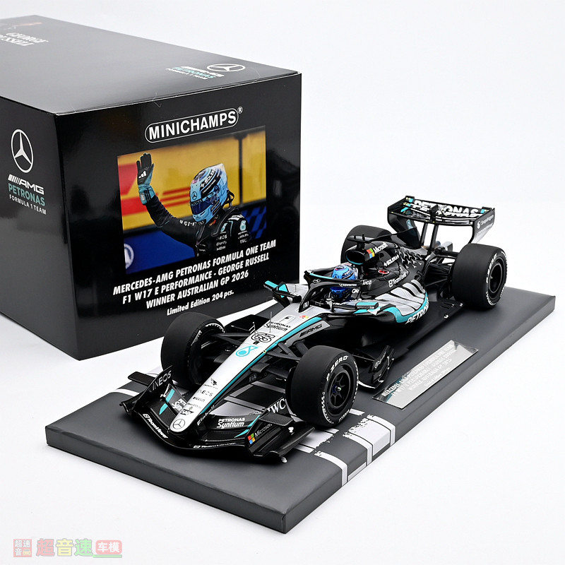 MINICHAMPS 1:18 梅奔AMG PETRONAS F1 TEAM W17澳大利亚站拉塞尔