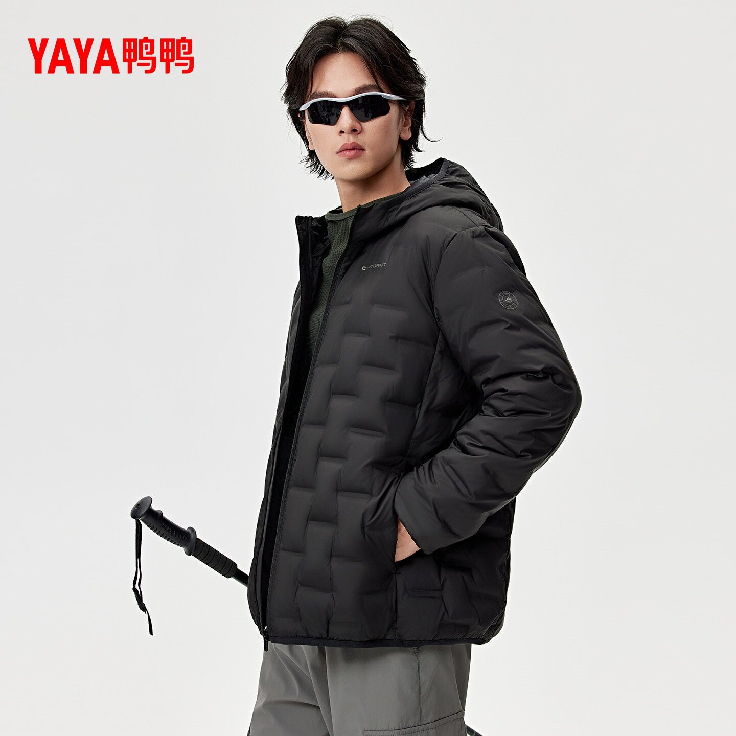 鸭鸭轻薄羽绒服男士2026秋冬新款短款保暖休闲时尚连帽鸭绒外套M