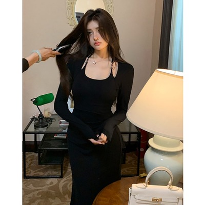 HeartyBite 2025秋冬新款设计感挂脖收腰长裙包臀鱼尾裙长袖气质