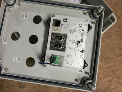 HMI / API  AVEC  ECRAN  TACTILE  XV102  DE  CHEZ  MICRO INNO
