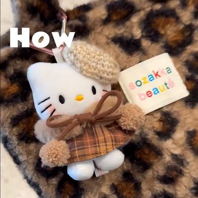 美拉德kitty猫包包挂件公主斗篷冬日公仔书包miu系风挂饰玩偶公仔