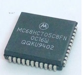 全新MC68HC705C8CFN plcc 进口原装现货
