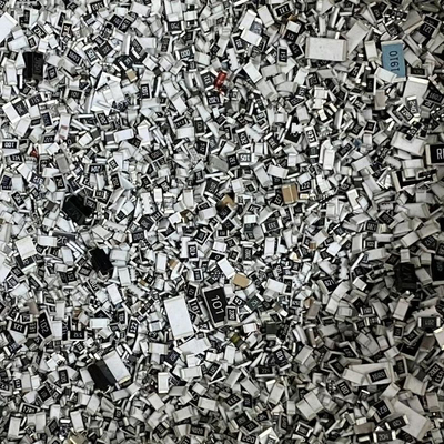 混装贴片电阻器10g混装电子元件包 无源元件 大概1200个左右