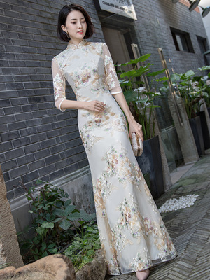优雅风婚礼演出鱼尾裙改良旗袍