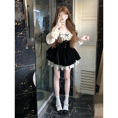 假两件波点方领连衣裙