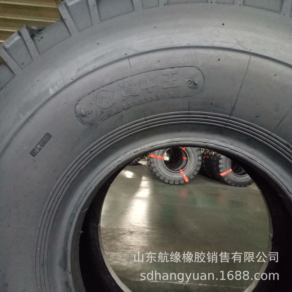 热销现货供应压路机轮胎1800-24花纹矿山工程机械轮胎工厂直供三