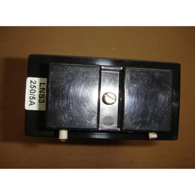 非实价议价议价议价双绕组 互感器 LNS3 250/5A/0.02A 1TNA911356