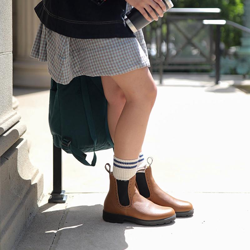 海外代购Blundstone女士切尔西靴防滑耐磨弹力口圆头日常通勤