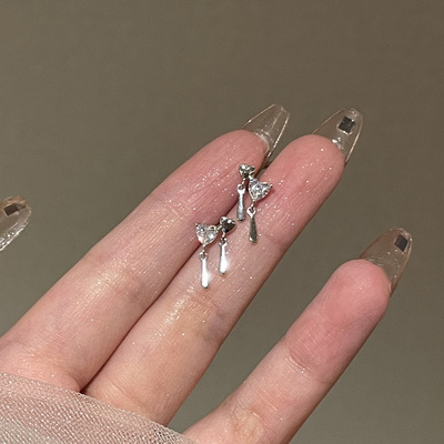 925纯银针流苏爱心耳钉气质