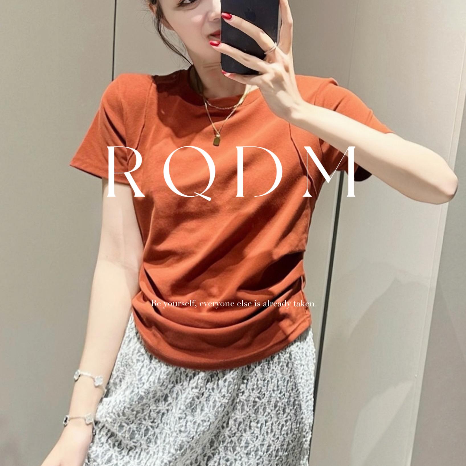 大码女装2026夏季新款胖妹妹设计感简约显瘦圆领正肩短袖T恤上衣