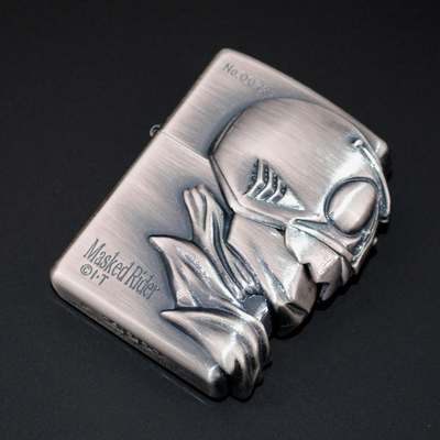Zippo收藏2001年假面骑士打火机